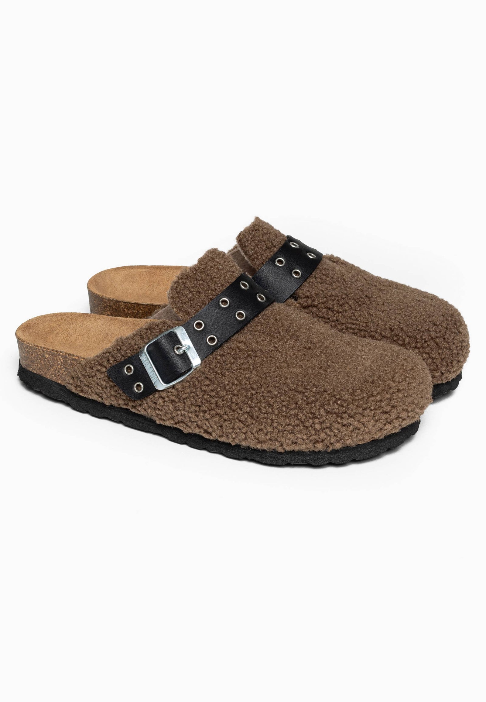 BAYTON shoes, Have beautiful feet by combining comfort, well-being